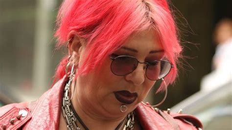 Рокаджийката Милена стана клюкарка И Жана Бергендорф е лесбо