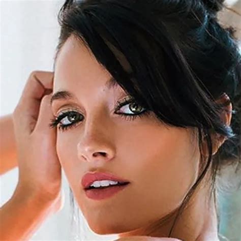 Esta Es La Foto Que Muestra A Oriana Sabatini A Los Besos Con Una Chica
