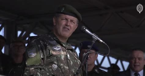 Novo Chefe Do Exército Visita Mensalmente Fhc Rechaçou Golpe E Foi