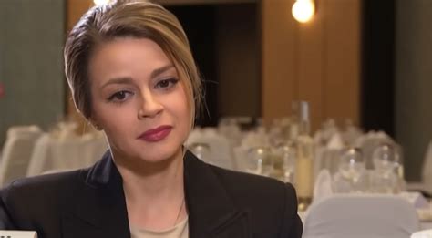 Signal Bg Дъщерята на Николина Чакърдъкова проговори за