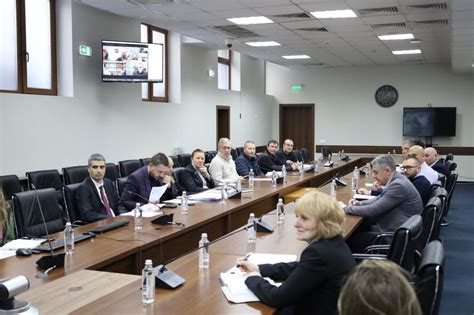 Министър Юлиян Попов Необходим е единен механизъм за действие в защита на околната среда и