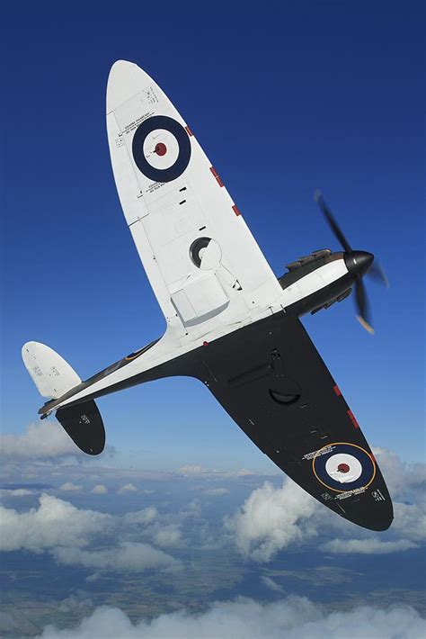 Spitfire P9374