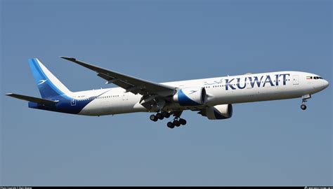 9k Aoe Kuwait Airways Boeing 777 369er Photo By Elwin Wagner Id