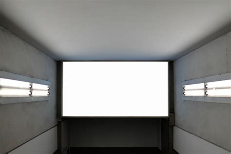 공항에서 빈 광고 광고판 지하철 역 에스컬레이터에 포스터 미디어 템플릿 광고 디스플레이 를 모의 간판에 대한 스톡 사진 및 기타