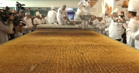 터키 세계에서 가장 큰 빵 제작 무게만 500kg