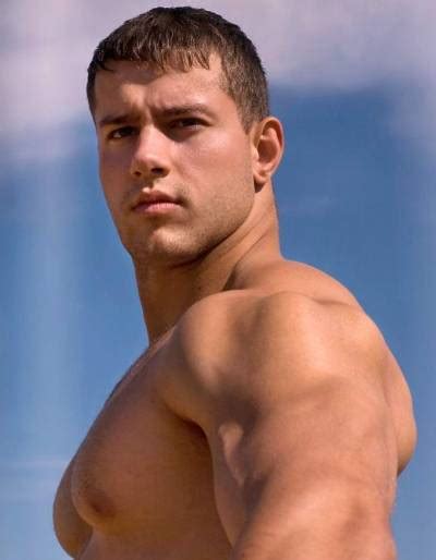 Handsome Muscle Jock Profile Tumbex