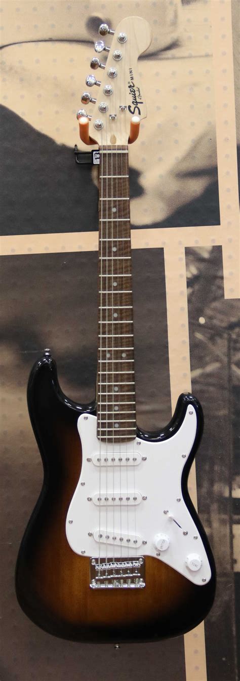 Fender Squier Mini Strat Electric Guitar Brown Sunburst Ebay
