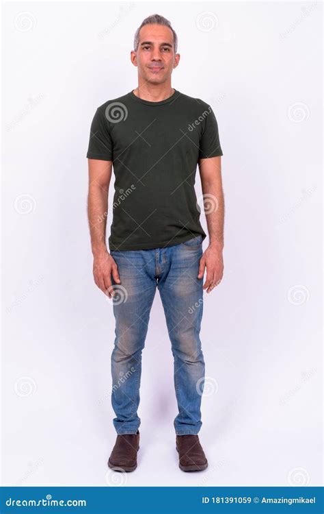 Toma De Cuerpo Completo Del Apuesto Hombre Persa Imagen De Archivo Imagen De Atractivo
