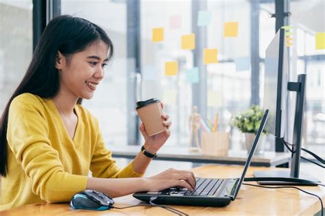 Premium Photo Programmers And Developer Teams Are Coding And