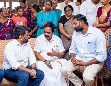 මාවෙයි සේනාධිරාජා මහතාගේ දේහයට ජනපති අවසන් ගෞරව දක්වයි Ada Online