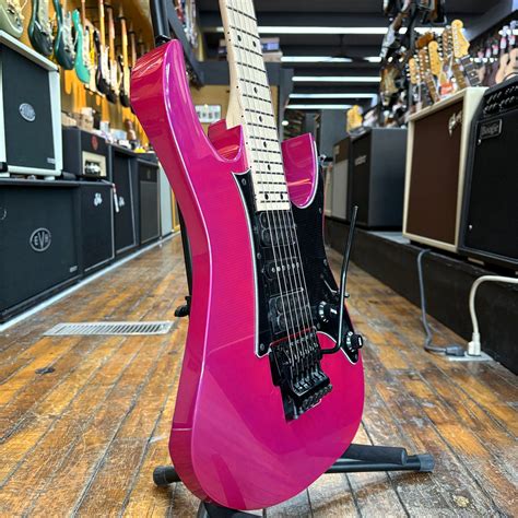 Ibanez Japan Genesis Collection Rg550 Electric Guitar Purple Neon