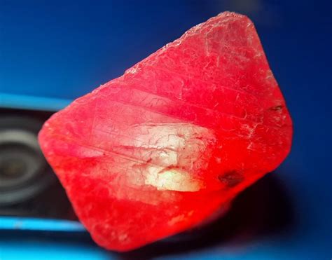 Free Shipping 14 25 Cts Untreated Ruby Rough 2 85 G Catawiki