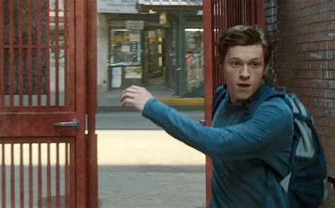 We Love Hot Guys Tom Holland Shirtless In Spider Man Homecoming