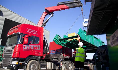 Crane Loading And Unloading Service Uae