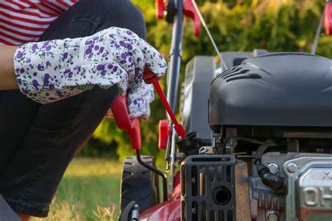 Toro Lawn Mower Smoking - Why And What To Do?