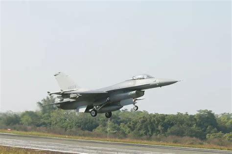 实力陡增！台军接装66架f 16v，歼 10c能打得过吗？ 知乎