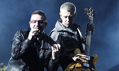 Sinfonia Para O Espírito U2 Na área Parabéns Adam Clayton