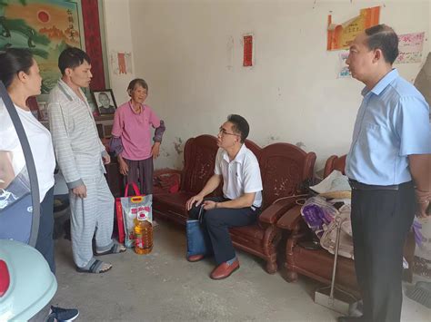 鄂州市救助管理站开展“一下三民”实践活动助推长期流浪返乡人员落户安置工作