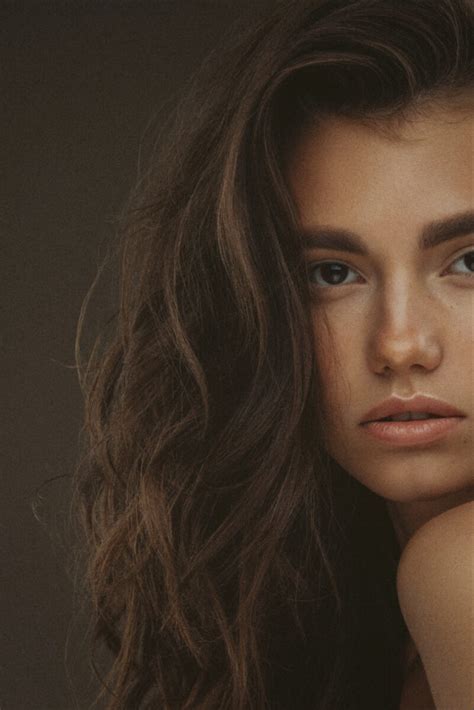 8 Healthy Hair Habits For Luscious Locks