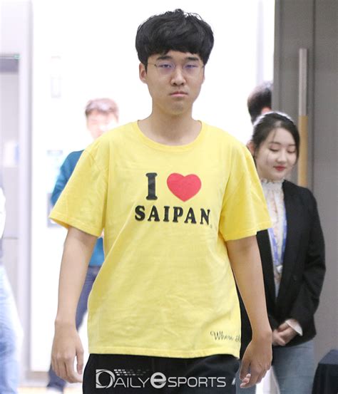 포토 사이판으로 날아갈 듯한 운타라 박의진