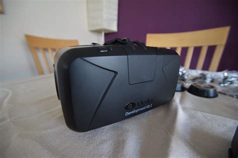 The Oculus Rift Dk2 In Depth Review And Dk1 Comparison