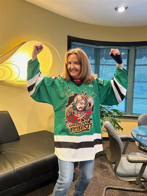 Mary Reilly Mary Reilly Realtor Threads Say More