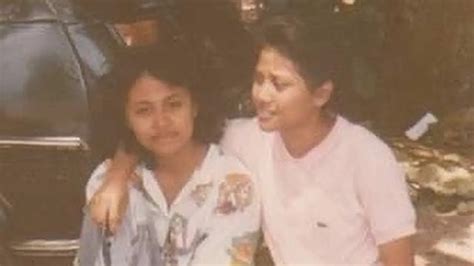 7 Potret Lawas Istri Komeng Saat Masih Jadi Model Awet Muda Hot