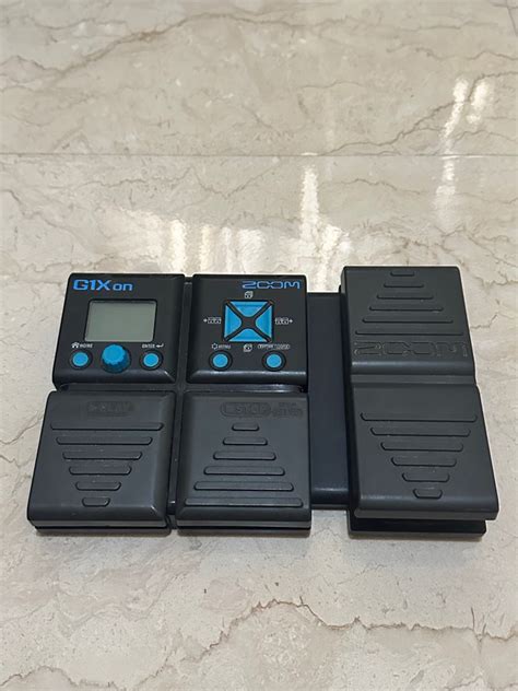 Zoom Multi Effects Pedal Hobbies And Toys Music And Media Music
