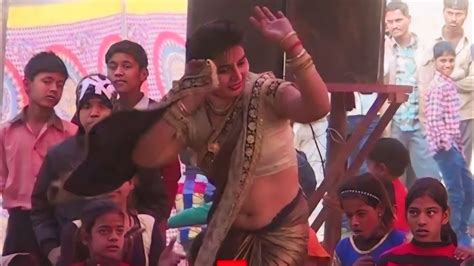 गाँव वाजिदपुर में भाभियों ने किया कंपटीशन डांससतीश शास्त्री जी