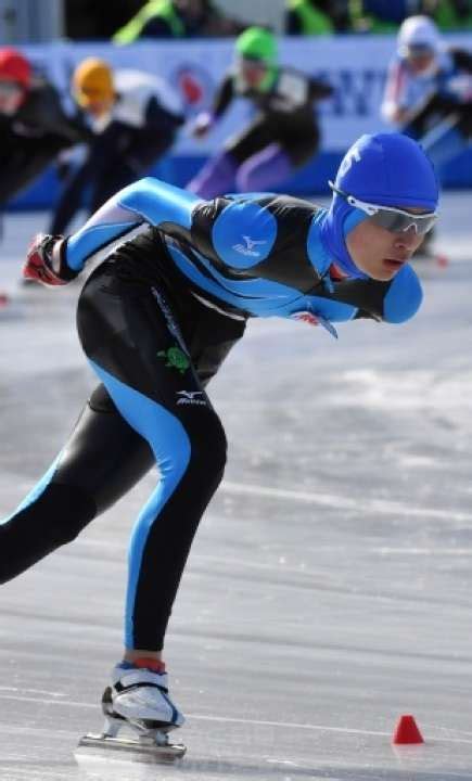 《国体スケート》少年男子1万 嬬恋コンビ躍動 黒岩、干川 決勝進出 上毛新聞社のニュースサイト