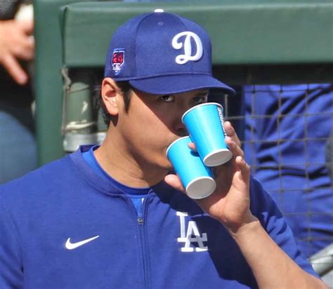 大谷翔平が結婚！囲み取材は日本時間の何時？生中継はある？