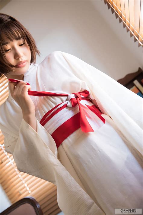唯井まひろ Mahiro Tadai [graphis] Limited Edition 写真集 微图坊