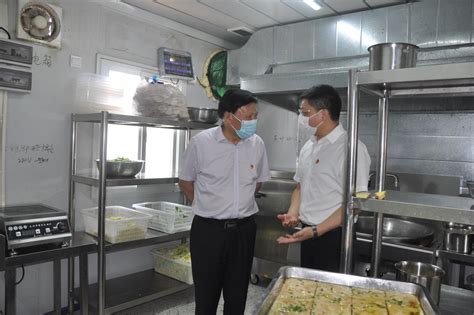 珠实集团党委副书记工会主席丁昌银到广州城更项目一线开展送清凉慰问活动 广州城市更新集团有限公司