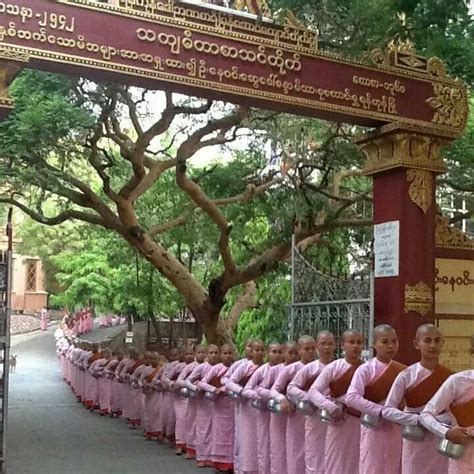 တိပိဋကဓရ ဓမ္မဘဏ္ဍာဂါရိက၊ အဂ္ဂမဟာပဏ္ဍိတ၊အဘိဓဇ မဟာရဋ္ဌဂုရု ယောဆရာတော်ကြီး ဦးစီးပဓာနနာယကအဖြစ