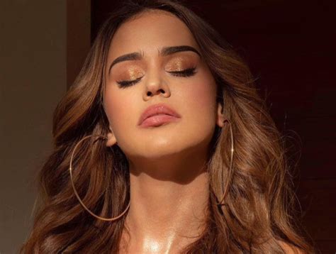 Mexican Weather Girl Yanet Garcia Goes Braless In An Unbuttoned