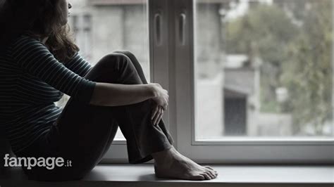 Viola Il Divieto Di Avvicinamento Alla Ex Sorpreso Sotto Casa Della Donna Arrestato Enne