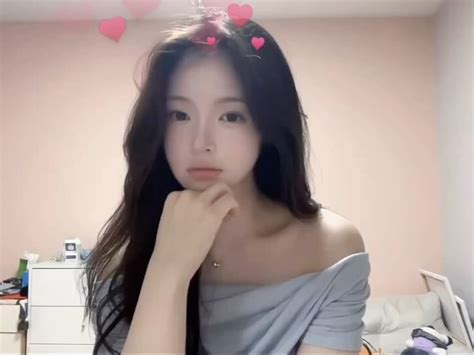 이정 더워도 긴머리를 포기 못해 성수 성수미용실 붙임머리 붙머 헤어스타일 모델 붙머 긴머리 긴머리스타일 붙임머리 Instagram