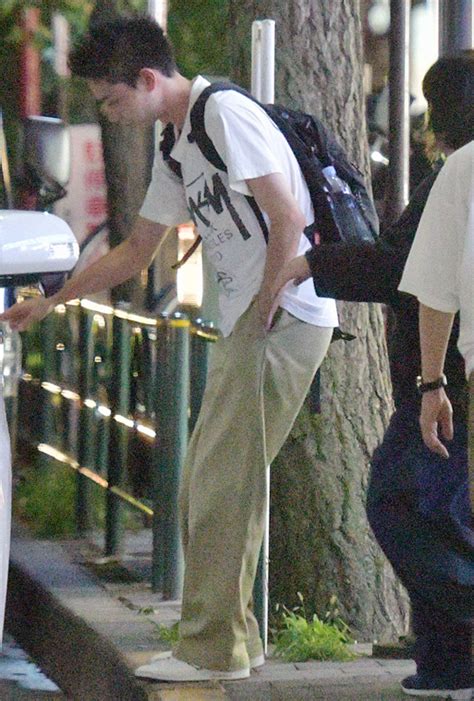 松坂桃李、菅田将暉ライブに極秘参戦する“独特の関係”｜newsポストセブン Part 2