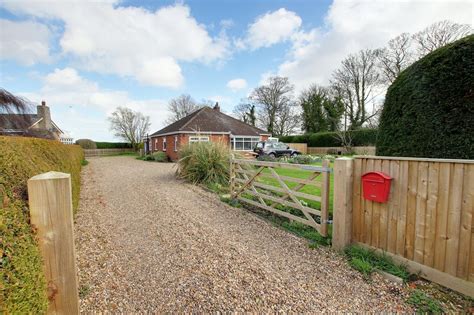 3 Bedroom Property For Sale Saltfleet Road Theddlethorpe Mablethorpe