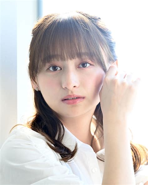 日向坂46影山優佳 卒業前の初写真集は「知らないことだらけ」だった 旅立ち迎え心境語る 坂道の火曜日 芸能コラム写真ニュース 日刊スポーツ