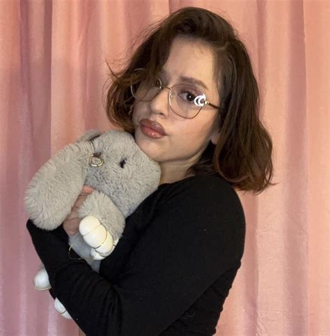 Face Of Pouty Girl Rsfwgirlsinglasses