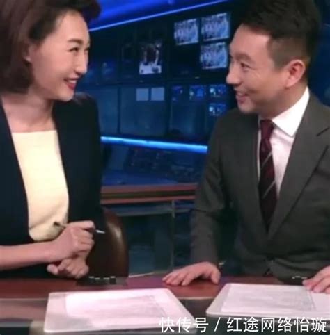 《新聞聯播》主持人稿子長啥樣？康輝現場展示：難怪從來不會出錯 每日頭條