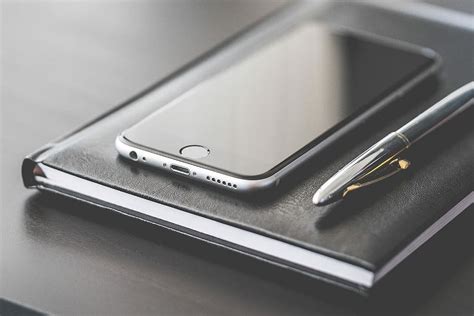 Hd Wallpaper Instagram App Login Splash Screen Logo On Iphone