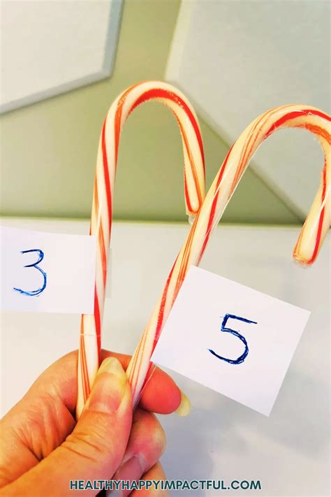 Candy Cane Cash Grab Game Ho Ho Hold Onto Your Winnings