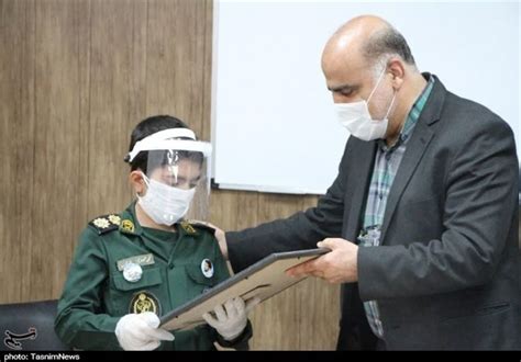 دیدار خانواده شهید خیزاب با رئیس بیمارستان شهید صدوقی اصفهان به روایت