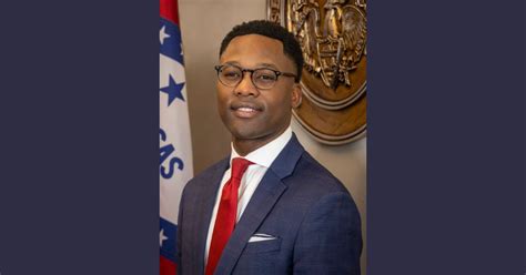 Sanders Comms Machine Invokes God And The Military To Deflect From