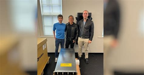 Ceo De Nvidia Entrega La Primera Supercomputadora De Inteligencia Artificial A Openai Infobae