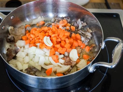Pincer Définition De Pincer Lexique Du Vocabulaire De Cuisine