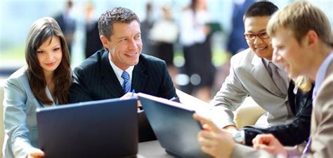 Chefe E Líder Principais Diferenças E Atitudes