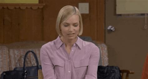Mom Cbs By Cbs Find Share On Giphy